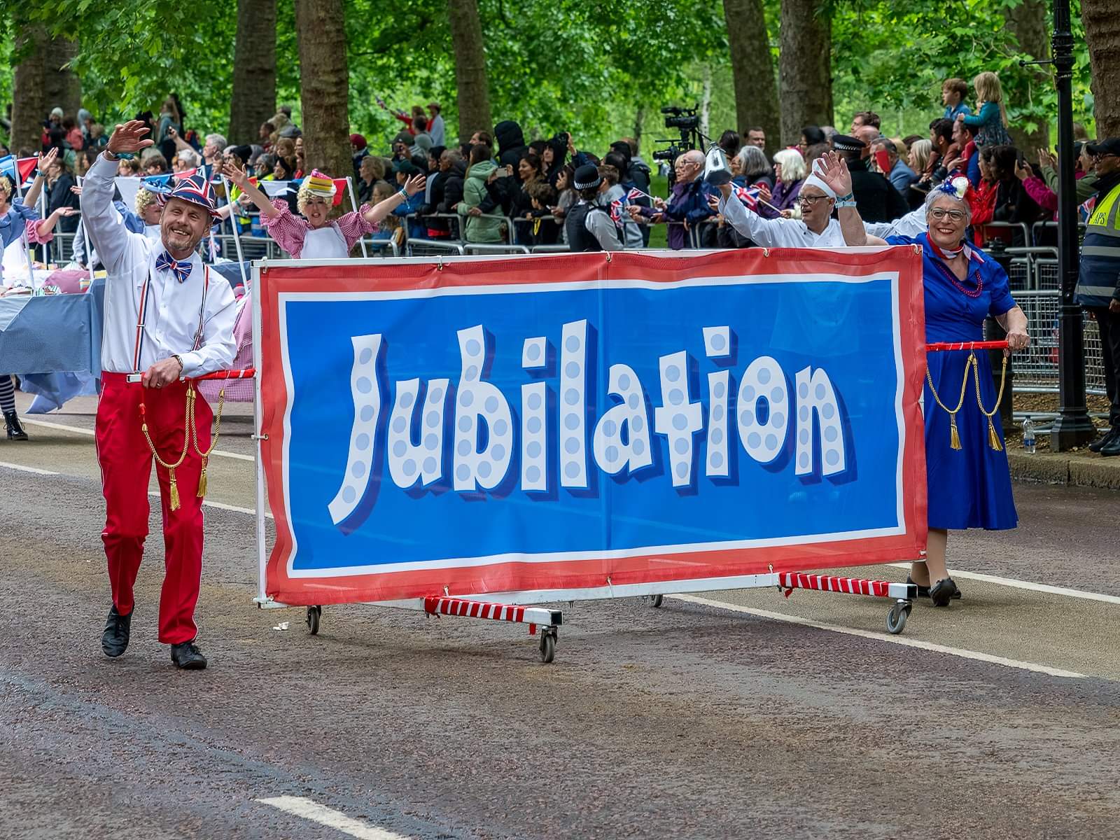 Jubilation - The Journey to London - Bridgwater Carnival